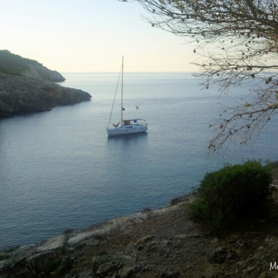 Cala Fustam - Menorca Blue